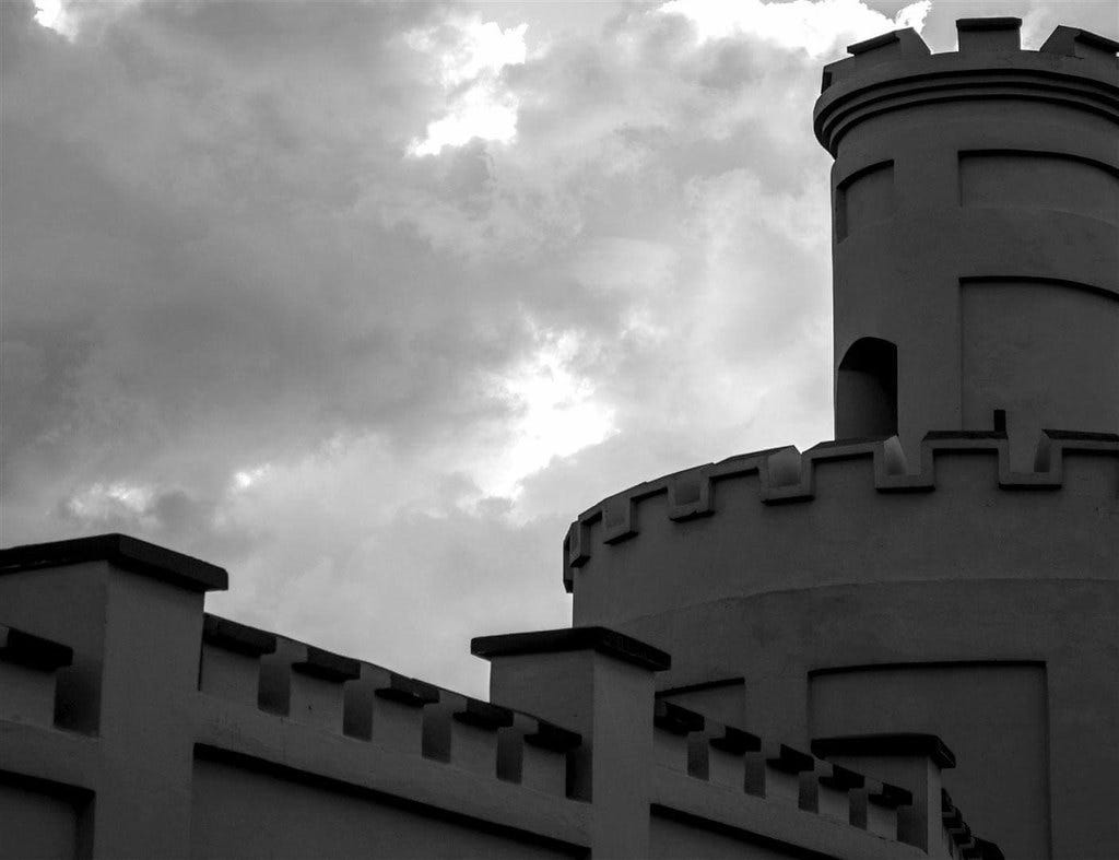 El Moncada: Cuartel con historia. La celebridad del Moncada le viene ...