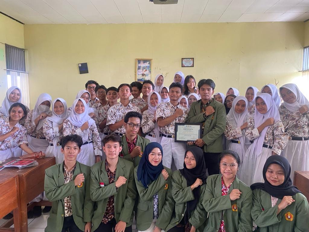 Penyuluhan Peningkatan Kesadaran Siswa Kelas X AKL-2 SMKN 41 Jakarta ...