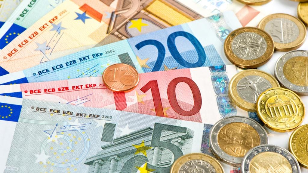 Forecasting GDP in the eurozone. Forecasting eurozone quarterly GDP… | by Manos Antoniou | TDS ...