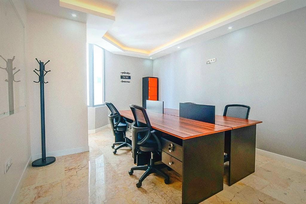 Manu Startup House —One of the best hostels for digital nomads in ...