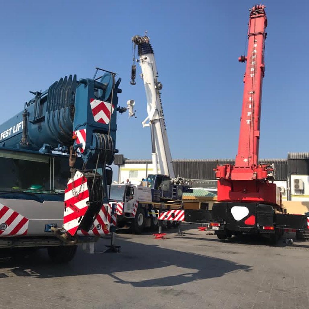 Crane rental company in UAE - Safest Lift Crane Company in Dubai - Medium