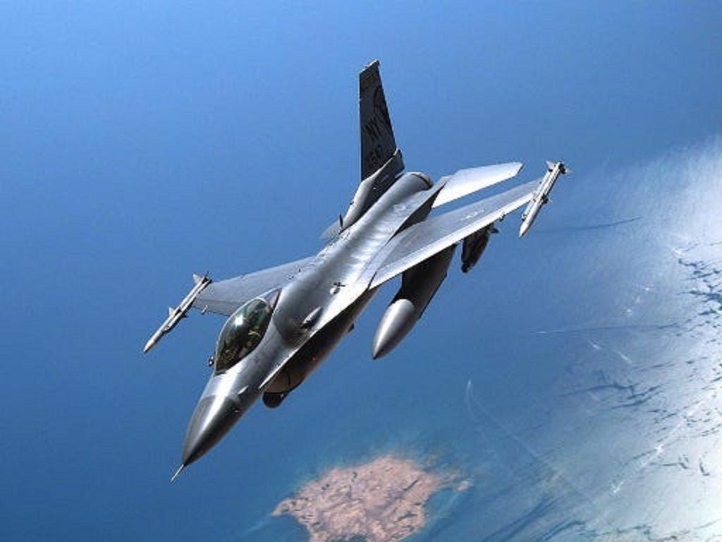Military F-16 Jets Chasing Objects Near Washington D.C. | by Johnmooner ...