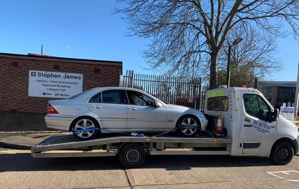 On-Demand Assistance for UK Roads: RJ Auto Recovery’s Pledge | by ...