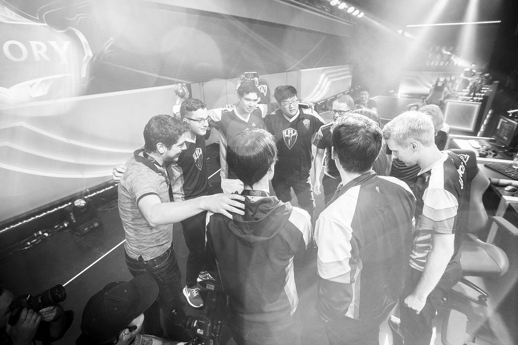The Golden Brick Road — H2K’s Journey to Semifinals | by t Jae | Medium