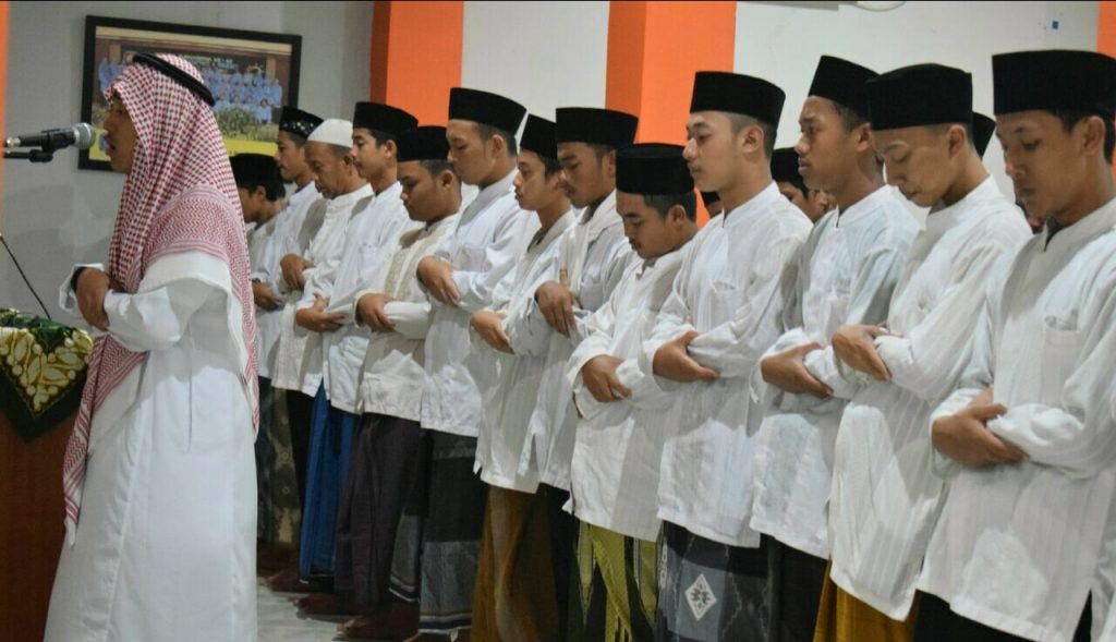 Role of Imam in Islam. The Imam leads to Islamic prayer and… | by ...