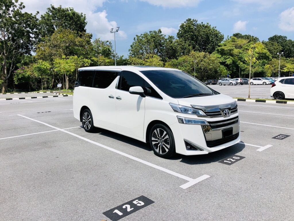 Drive in Style: Rent a Kereta Sewa Mewah Langkawi for a Luxurious Island Experience | by ...