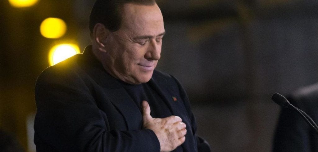 IL RITORNO DEL CAVALIERE. L’estate della preparazione, l’autunno… | by Emanuele Cerquiglini | Medium