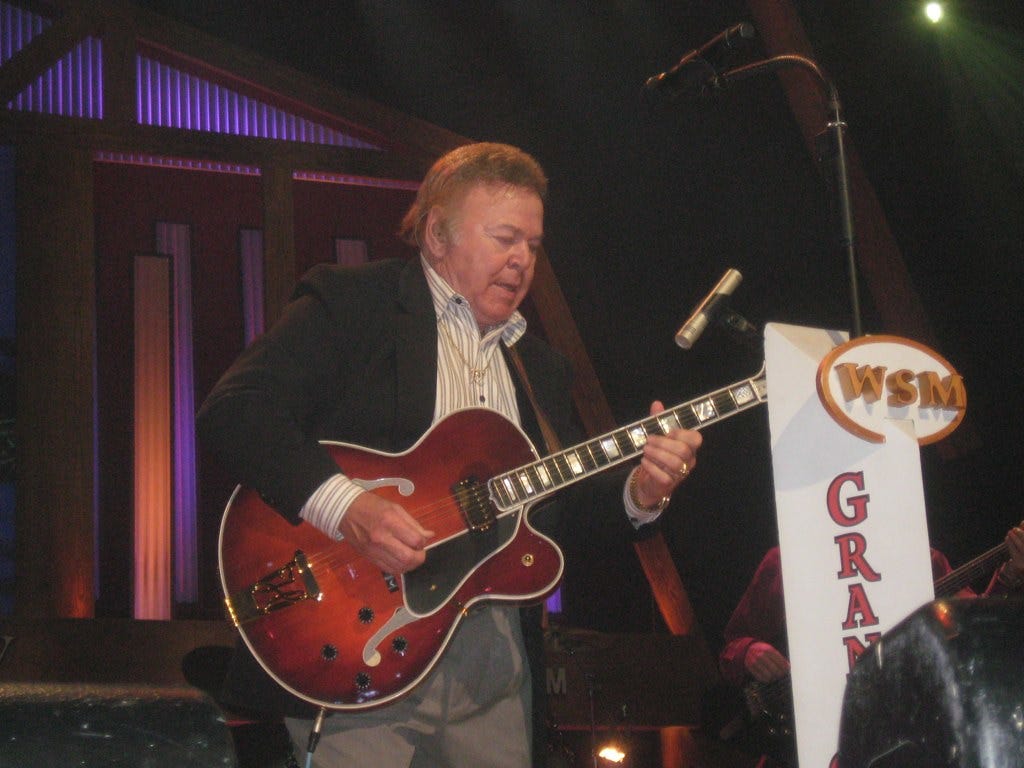 10 Facts About Roy Clark. He was truly an amazing performer. | by ...