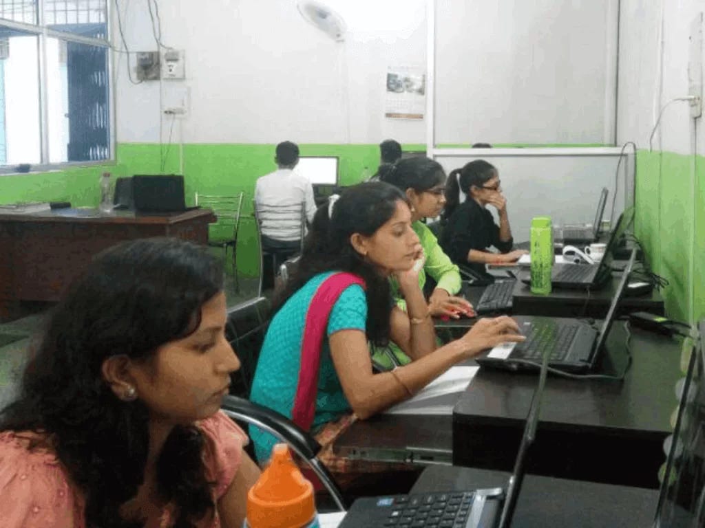 Web Development & Designing Certification - Webcodeft Technologies - Medium