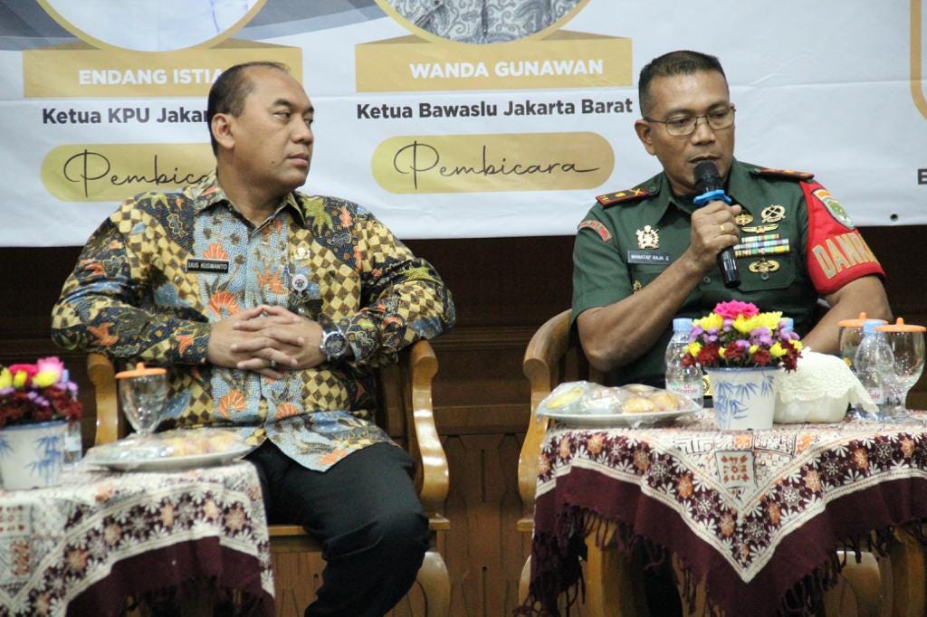 Wakili Dandim 0503/JB, Danramil 03/Grogol Petamburan Mayor Inf Manatap Rajagukguk Hadiri Diskusi ...