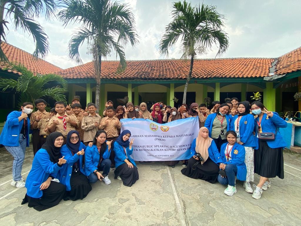 Pelatihan Public Speaking untuk meningkatkan kepercayaan diri bagi ... Pelatihan Public Speaking untuk meningkatkan kepercayaan diri bagi ...