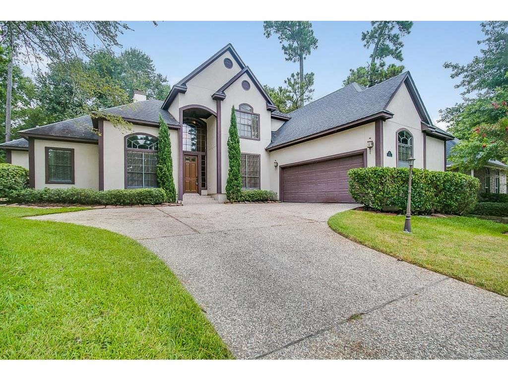 How To Get a Luxury Homes For Sale In Montgomery AL | by Aronov Realty ...