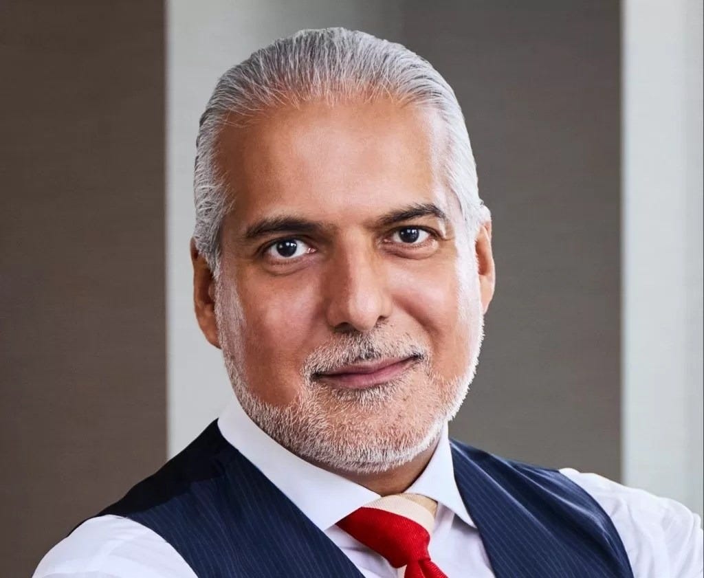 Leading with Vision and Integrity as Chief Executive Officer | by ...