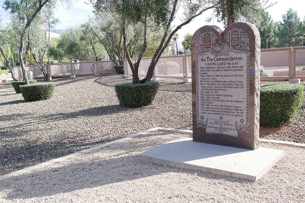 Texas Passes Law Requiring EVERY School To Post The Ten Commandments ...