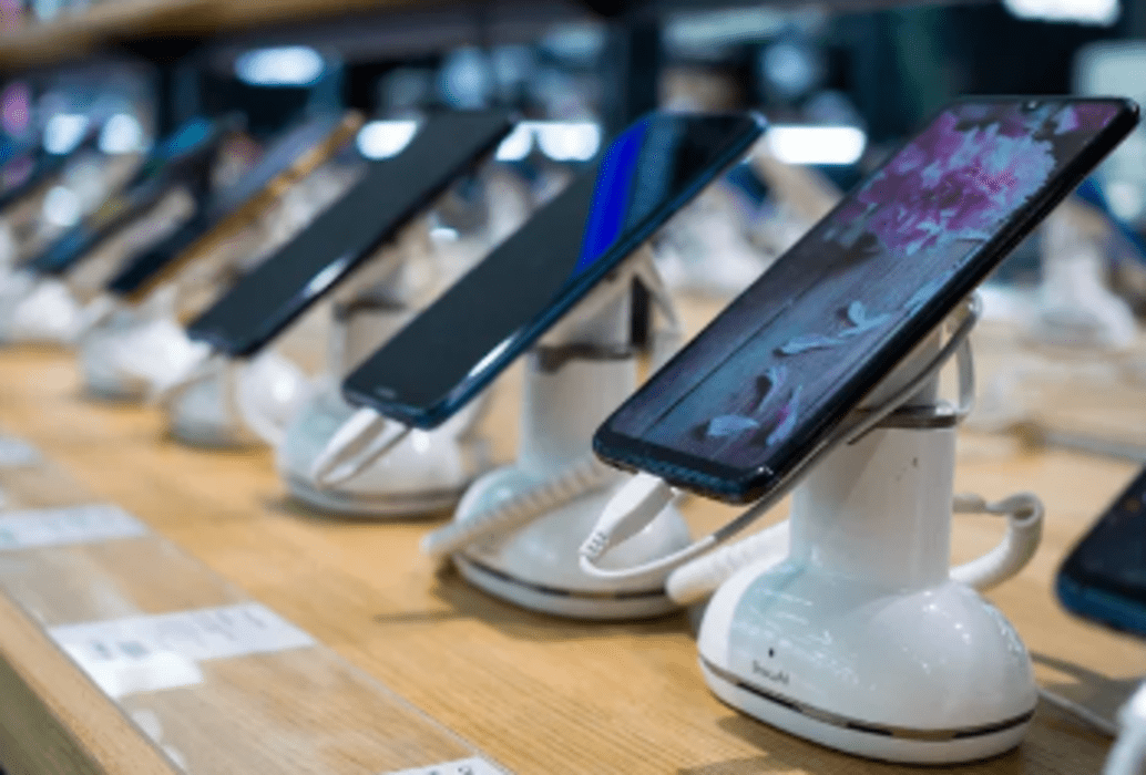 The Worst Smartphones You Shouldn’t Buy in 2024 | by Tehreem Farhan ...