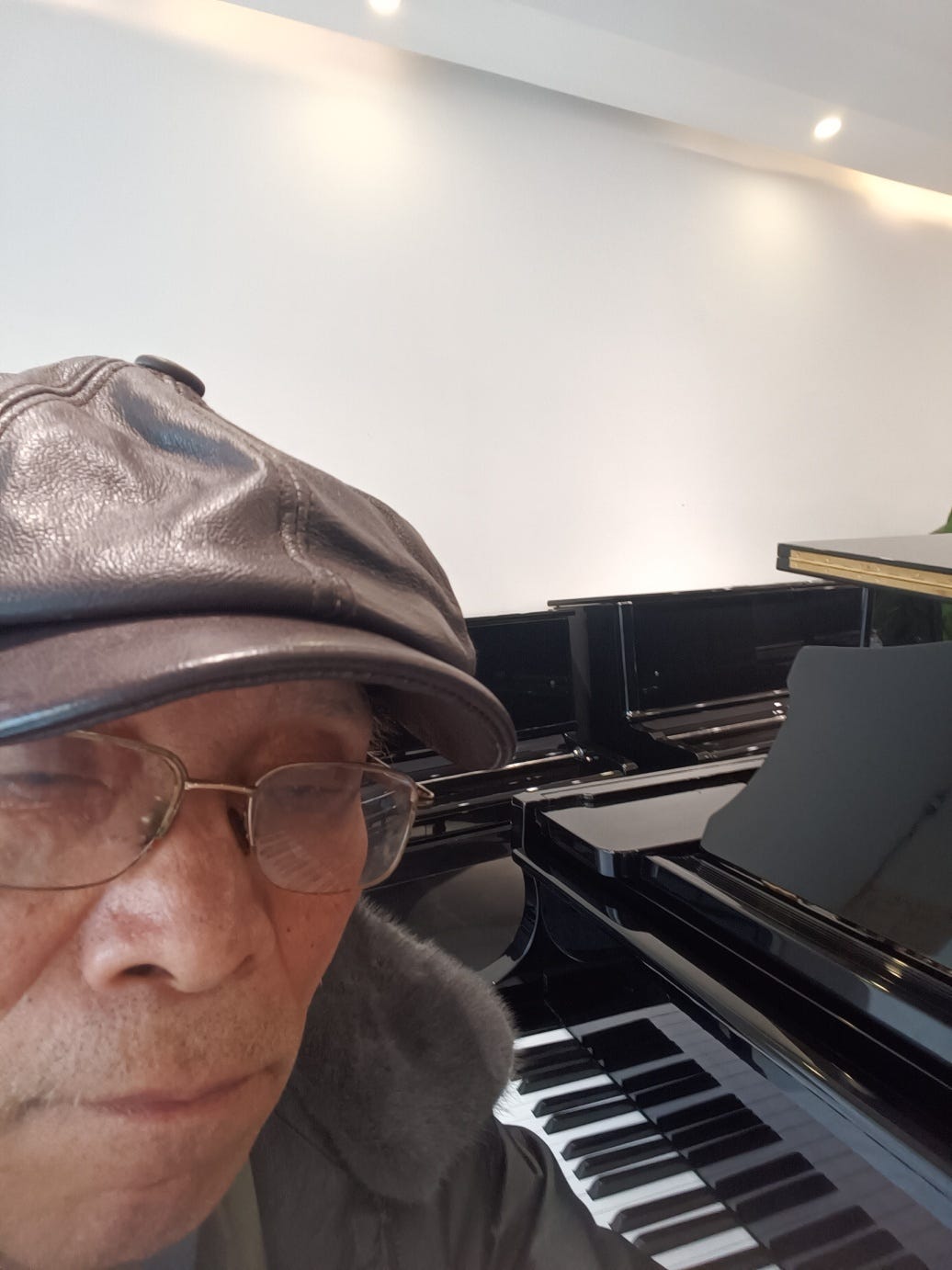 The Dance of the Roses by Fang Ruida Opera Musical Ballet “The White ...