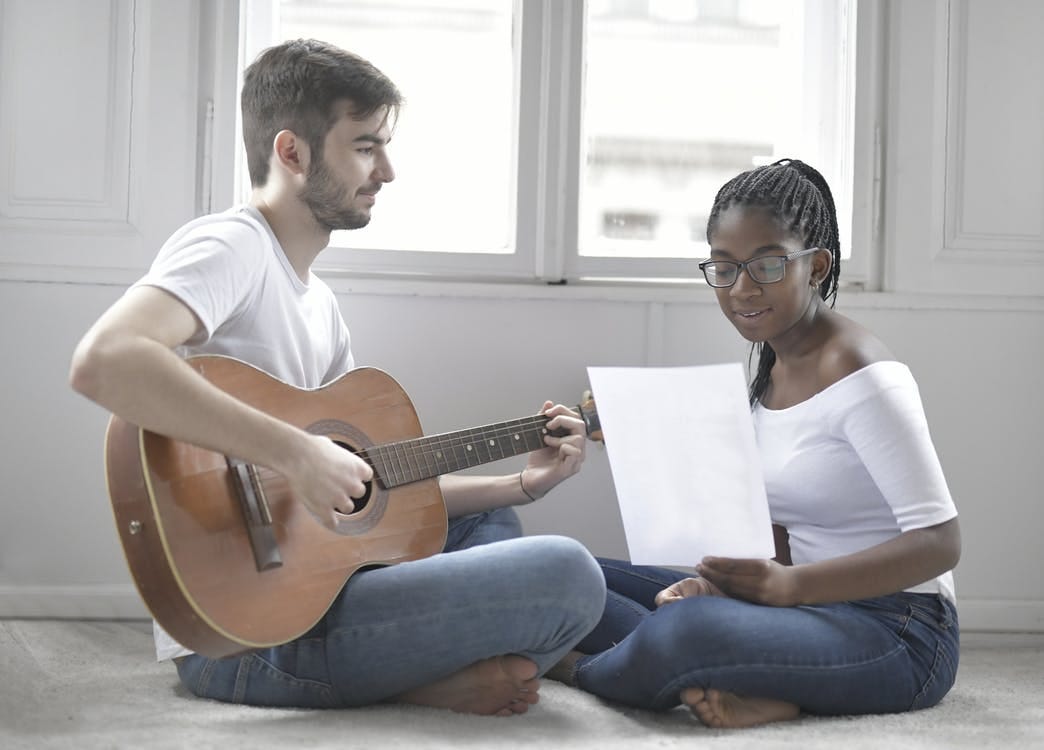 What is the Best Type of Singing Lessons for You? | by Mariana Vargas ...