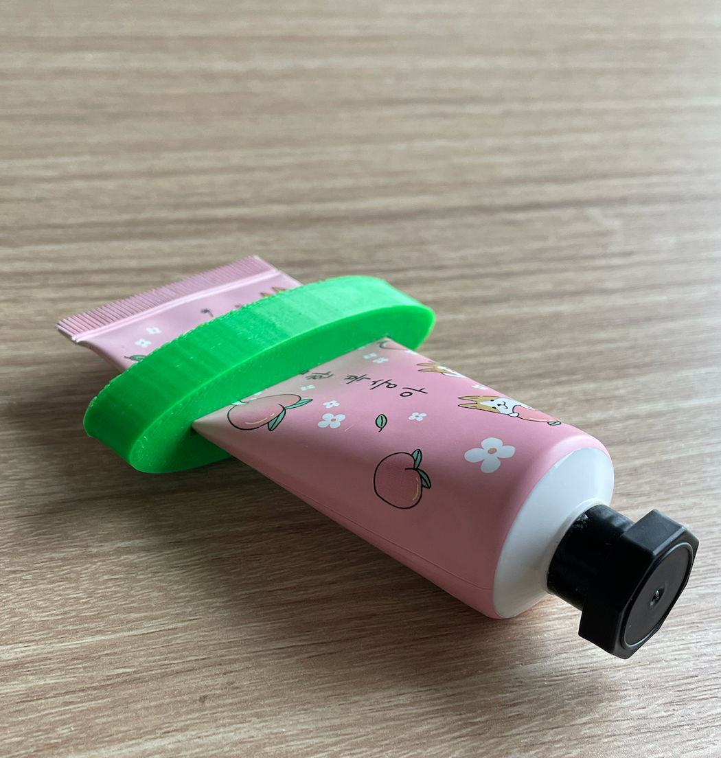 3D Printed Squeezer. A4: 3D Printed Object | by Lilyshiuan | Medium