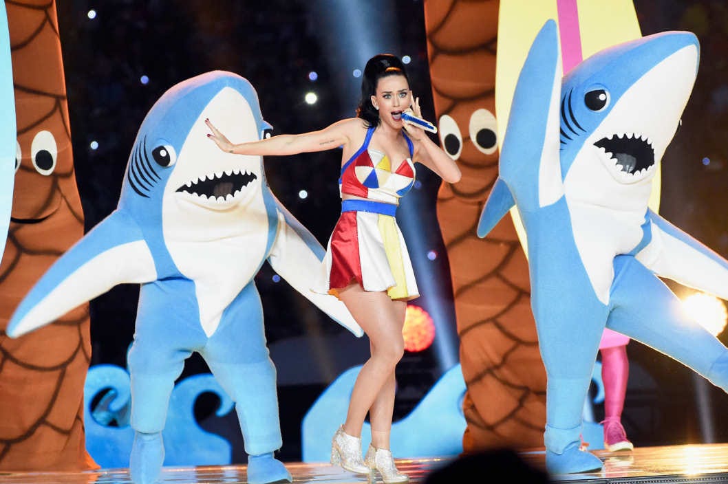 Be a Left Shark. Unless you’re under a cave, you’ve… | by Joanne | Medium
