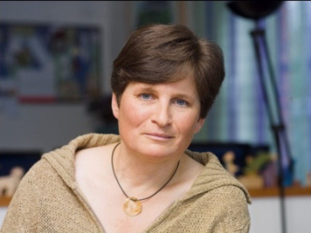 Autorenvorstellung #10: Barbara Rath | by Klara Claudel ...