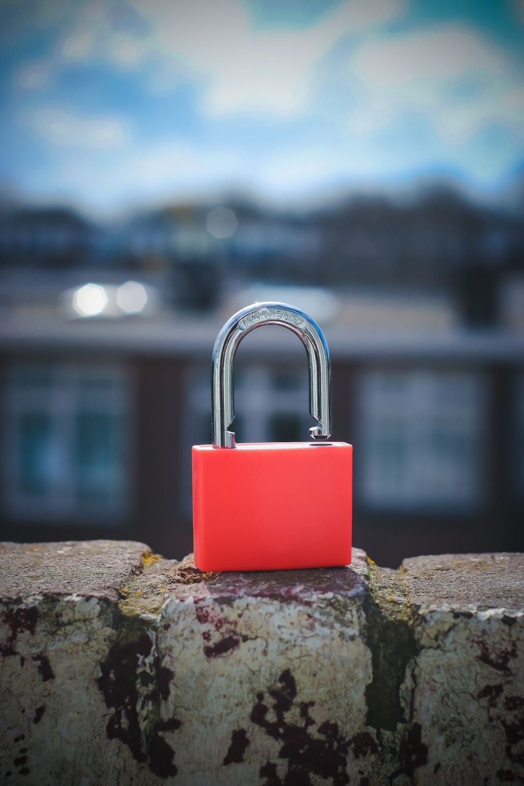 The Impact Of Frictionless Authentication On User Privacy And Data