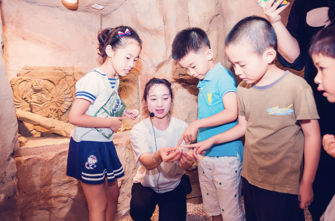 Shopping Mall Petting Zoo “Mr Zoo” Completes Third Round of Fundraising ...