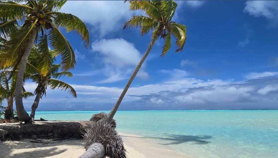 Anchored in paradise — a Cook Island lagoon | by Dion Groove | Jan ...