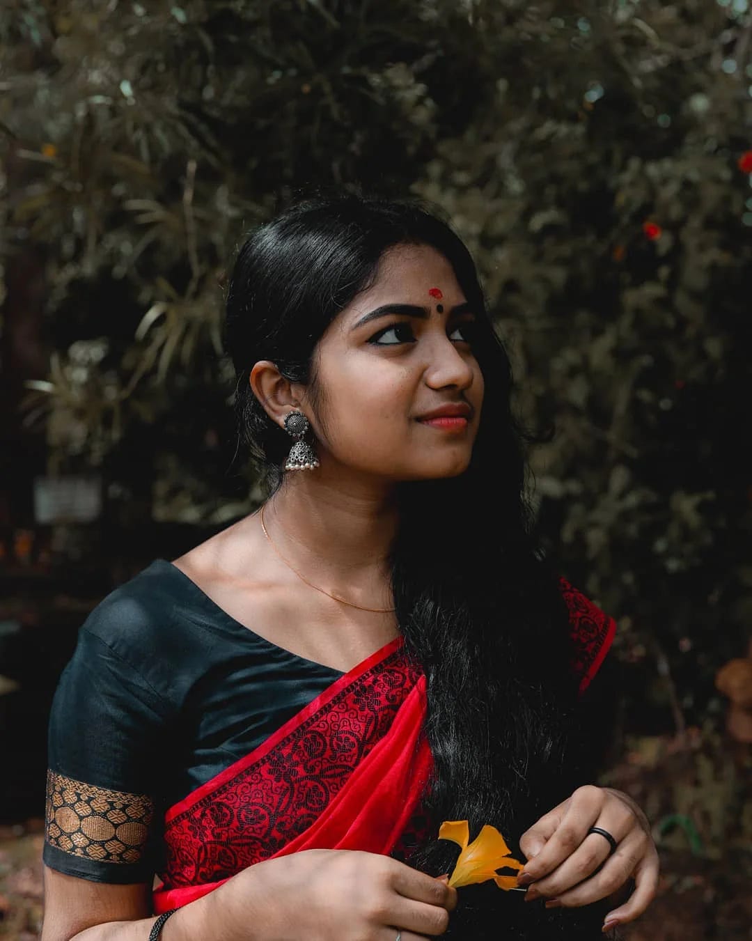 Malavika Manoj Biography — Age Height Husband Lyricsmindin Medium