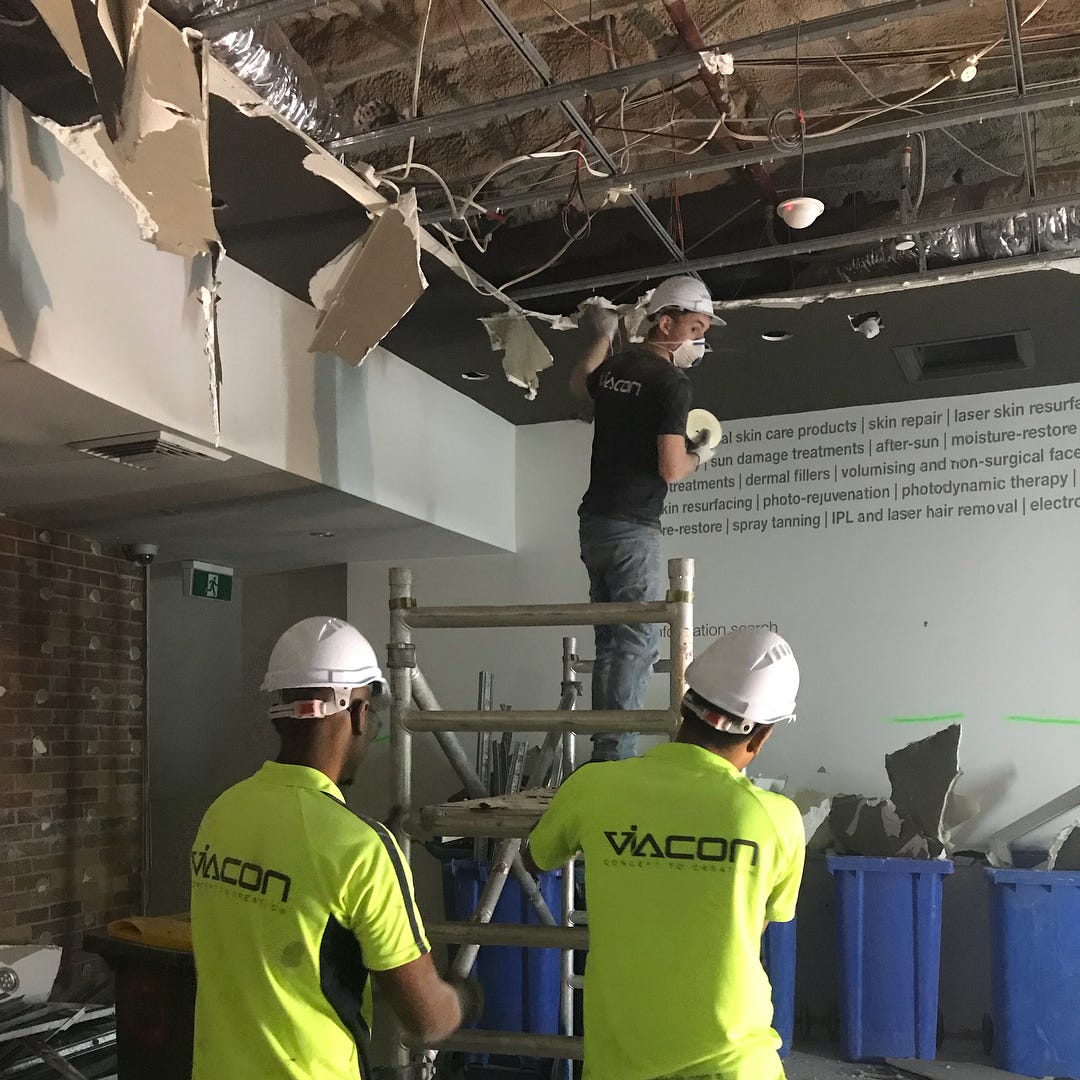 Benefits of Hiring a Trusted Name in Commercial Constructions | by Viacon Projects | Medium