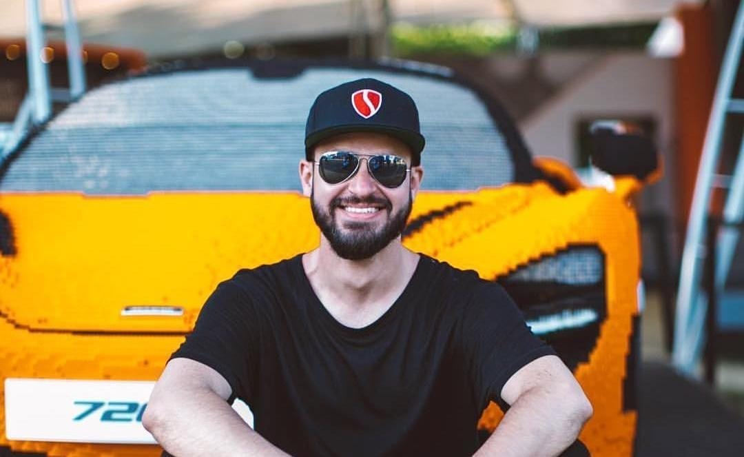 Influencer: Salomundo (Alejandro Salomón) | by PlanUnMillon | Medium