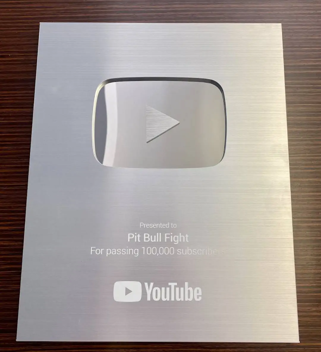 5 Tips to get your first 100 000+ subscribers on youtube | by Aka kpangni Jean Baptiste Kacou ...