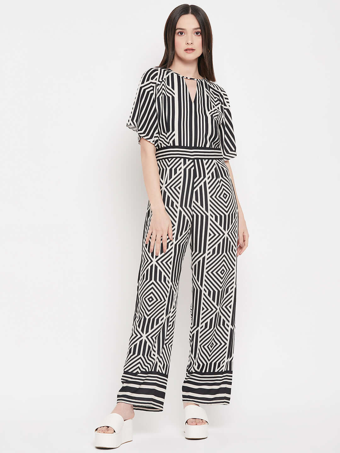 The Ultimate Guide to Styling Jumpsuits for Women | by Glamly | Sep ...