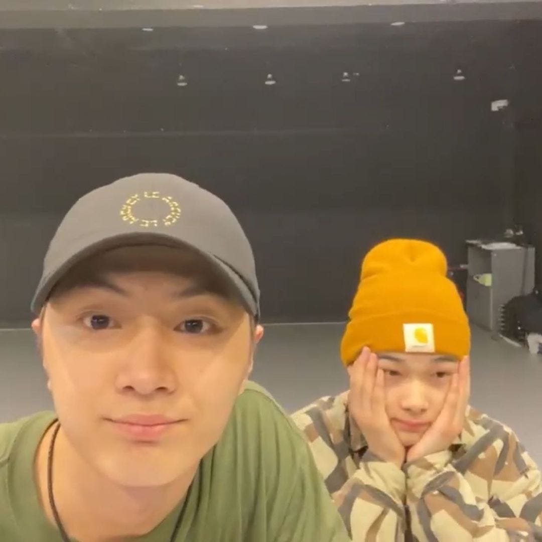 O.28 Darius Si Bongsor. “pagi bang, ada yang bisa gue bantu… | by ...