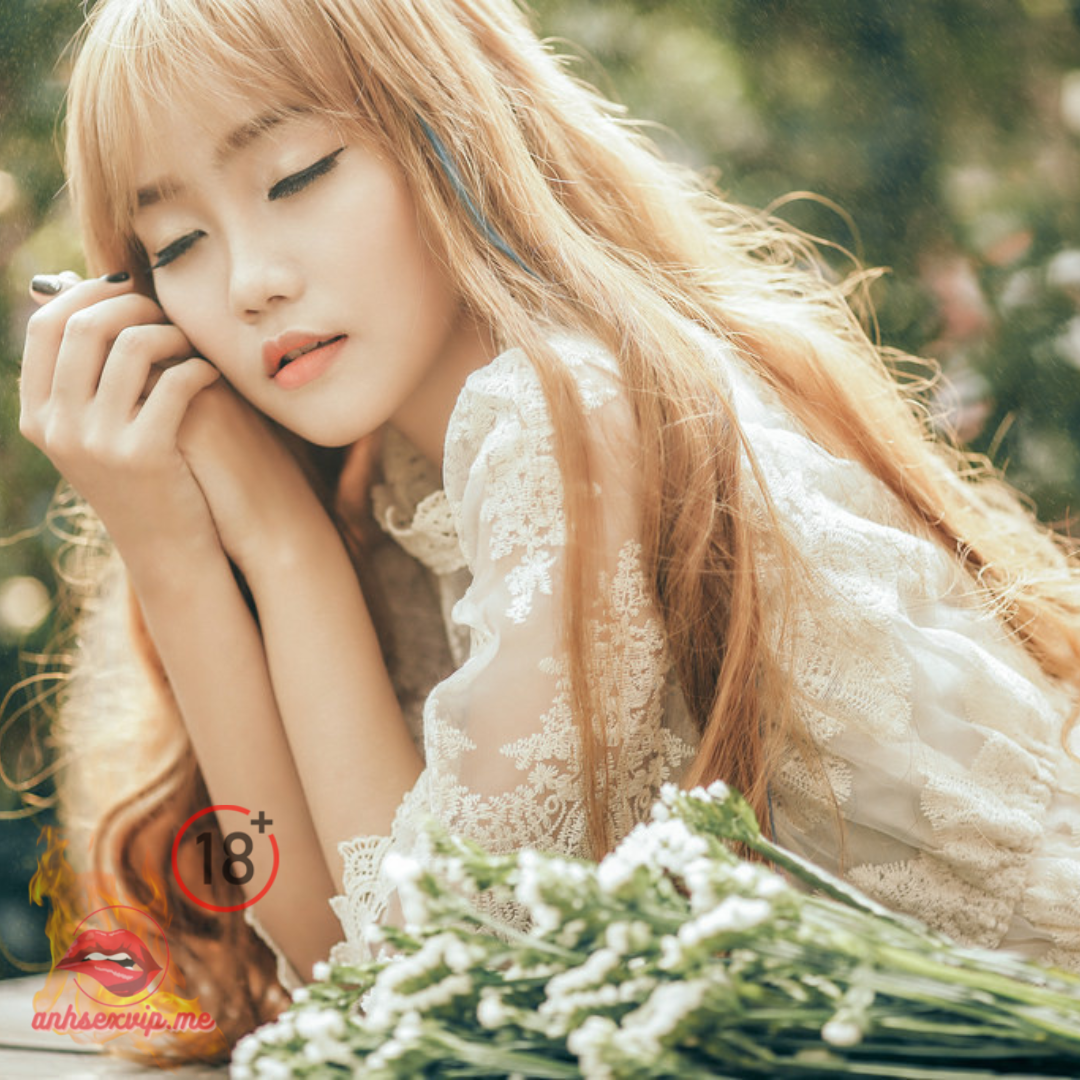 em teen dam dang cho cau ban mot sach thu mui lon - Anhsexvipme - Medium