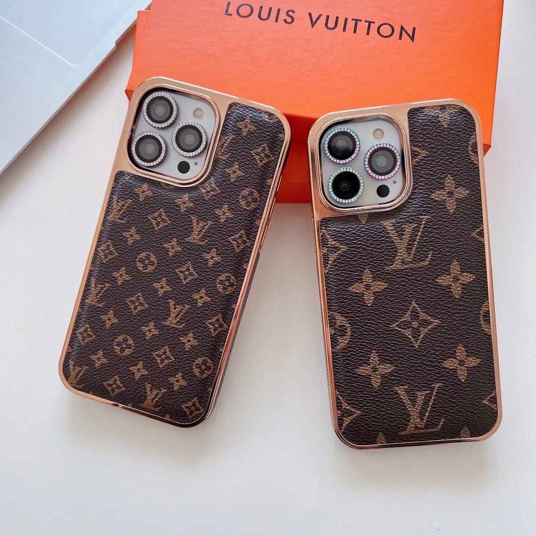 The Luxurious Fusion: Gucci iPhone Cases Blend Fashion and ...