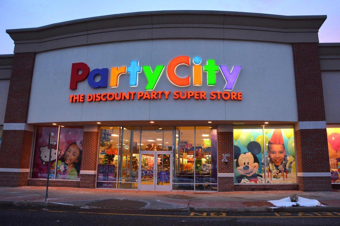 Party City Closes Its Doors 5 Days Before Christmas — And It’s Worse ...