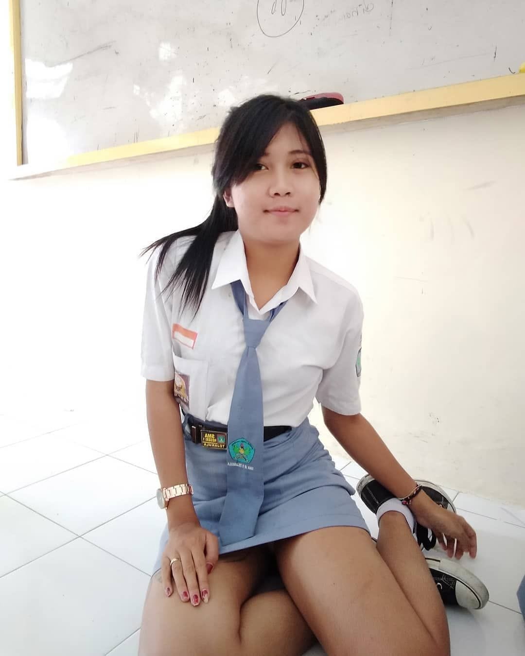 Pulang Sekolah Langsung Di Gas Wik Wik - Selly Anggraini - Medium