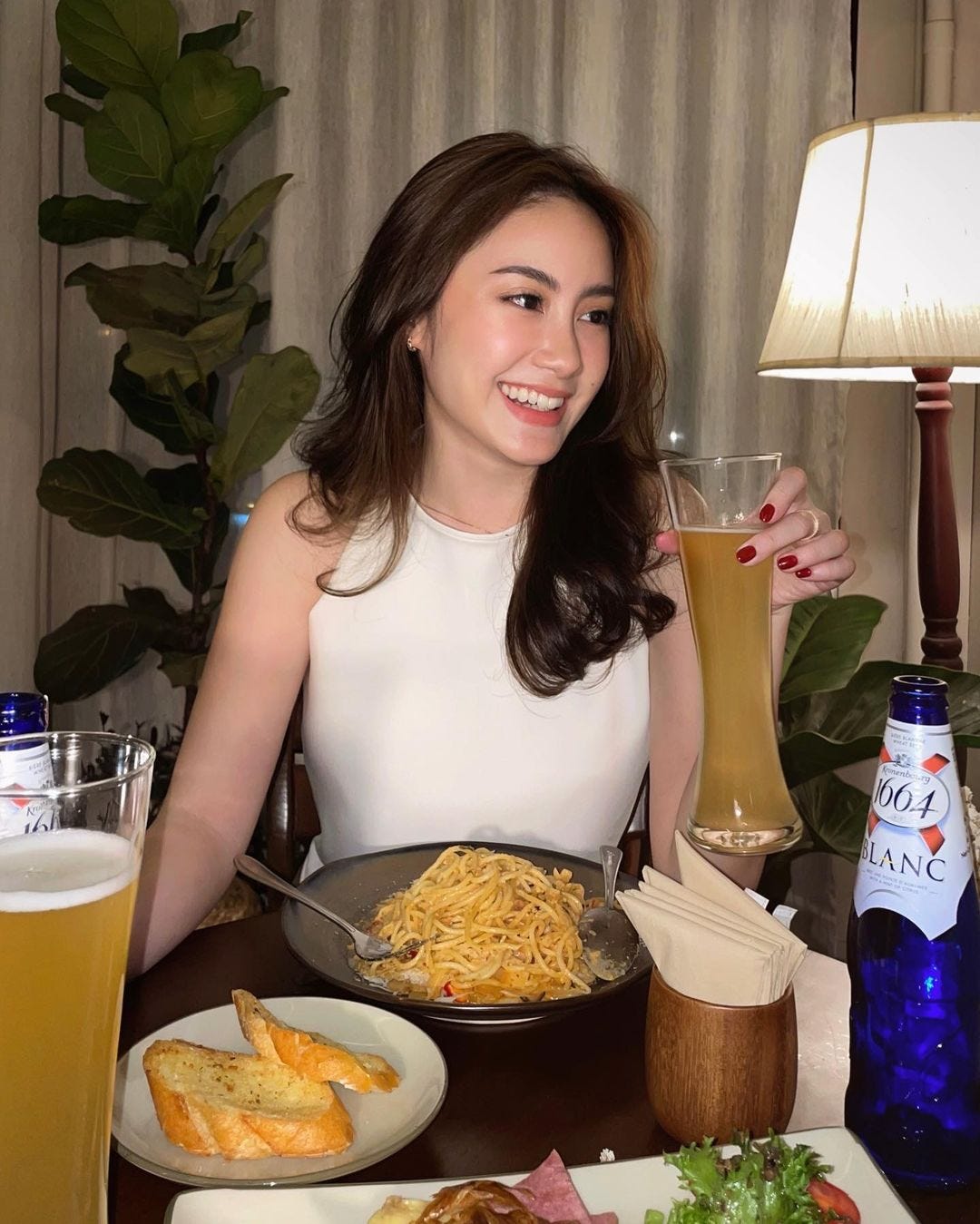 BACKGROUND STORY - Sarah Camila Benjamin - Medium