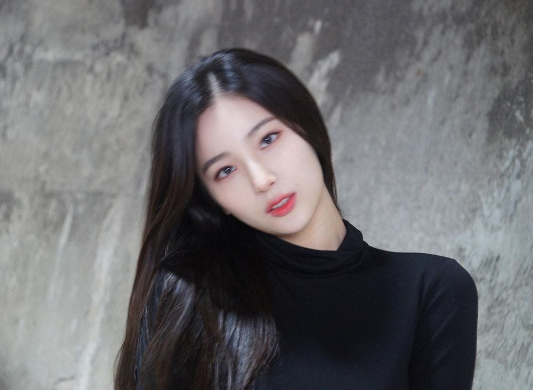 Butterfly. Oretha Kirey Amaris, 'Gadis cantik… | by Oretha Kirey Amaris | Medium