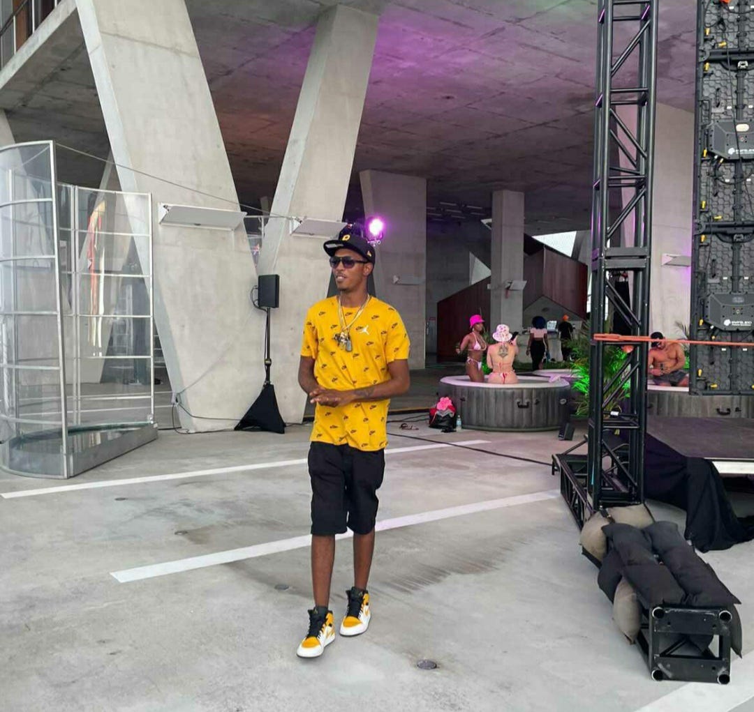 Marquan Williams, better know for his stage name @thequantumplane | by ...