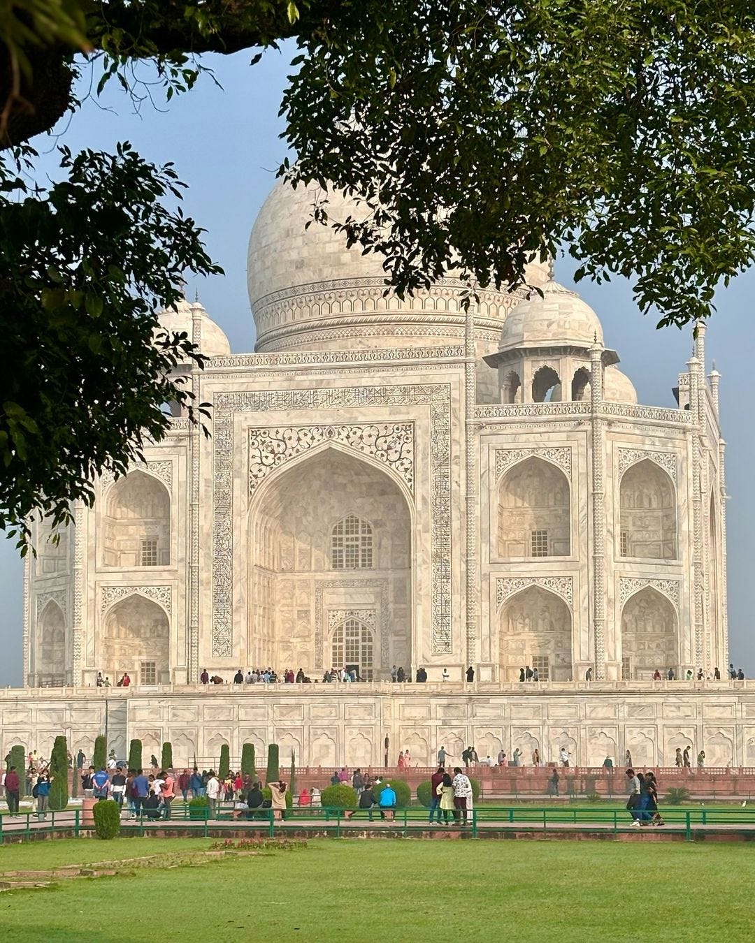 DELHI TO AGRA CABS. **Travel in Ease­ from Delhi to Agra… | by ...