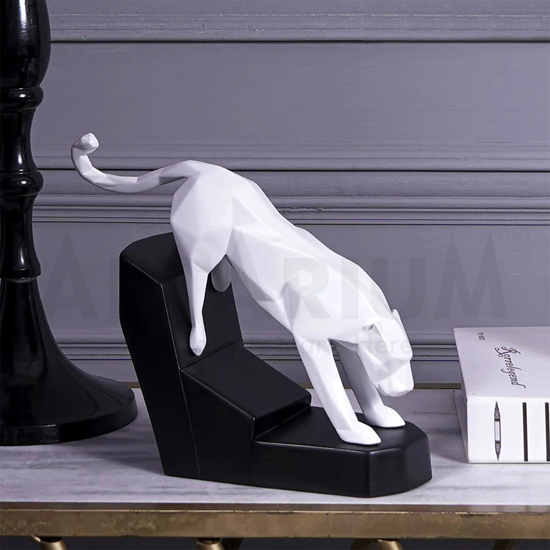 Exploring Elegance and Precision: The Modern Geometric Leaping Jaguar ...