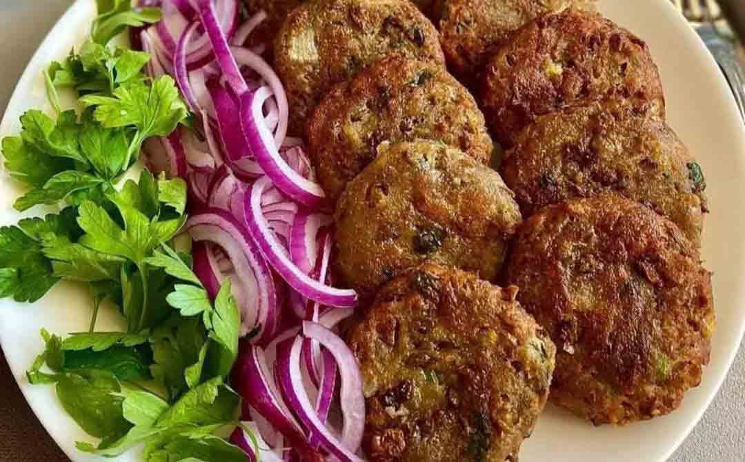 Kuku Adas: A protein food without meat | by Yummcook | Aug, 2024 | Medium