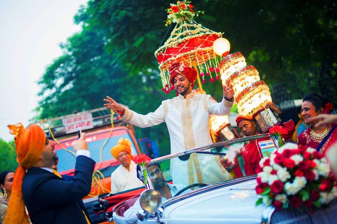 STUNNING GROOM ENTRY IDEAS TO OPT FOR IN 2018! | by Partyvapours | Medium