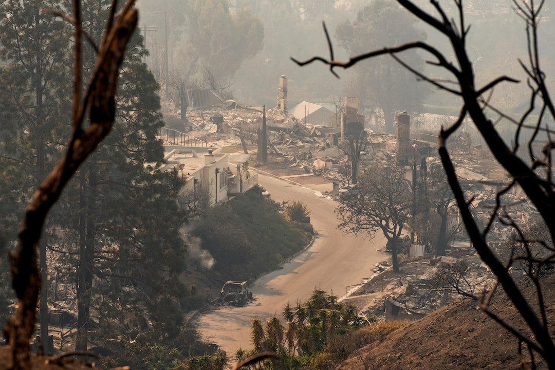 Fire in log angles. Beautiful place before and after fire | by Humii ...