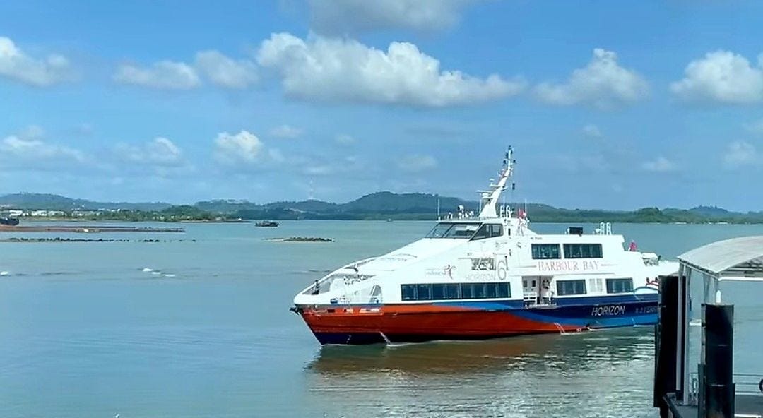 TARIF PENYEBRANGAN MENGGUNAKAN KAPAL FERRY BATAM-SINGAPURA MENINGKAT ...
