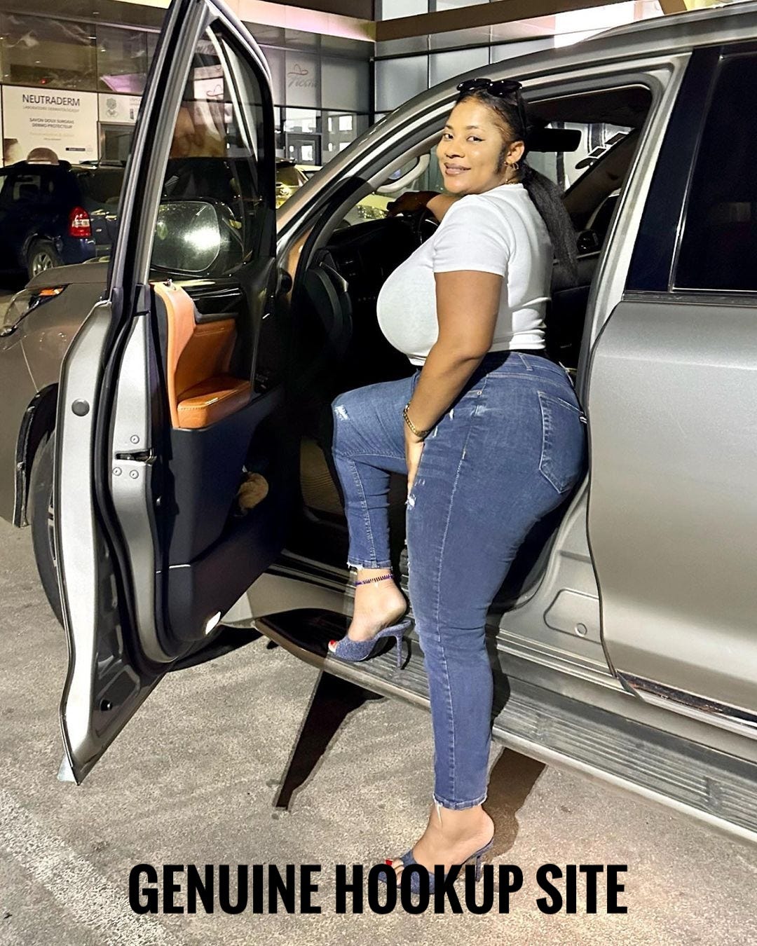 Hello DANICA , I’m DANICA , a 46-year-old woman from Nairobi. I’m financially well-off and enjoy ...