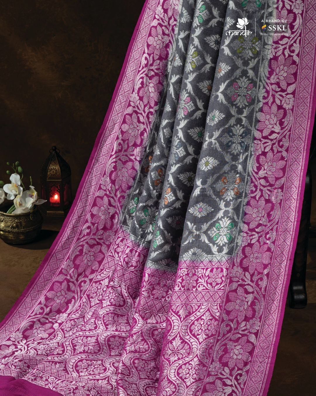 Spellbinding Elegance: Grey Tussar Saree - sarees mandir - Medium