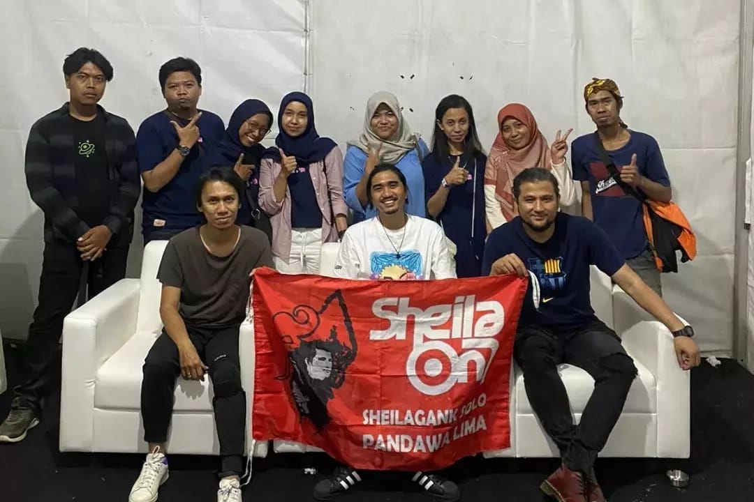 Profil Penggemar Berat Duta Sheila On 7, Udin Dari Sheila Gank Solo Pandawa Lima Naik Sepeda ...
