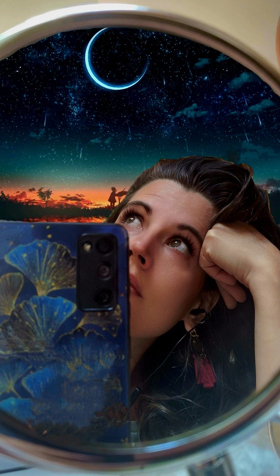 He modern third hand: The cell phone | by Giulia Elohi | Medium